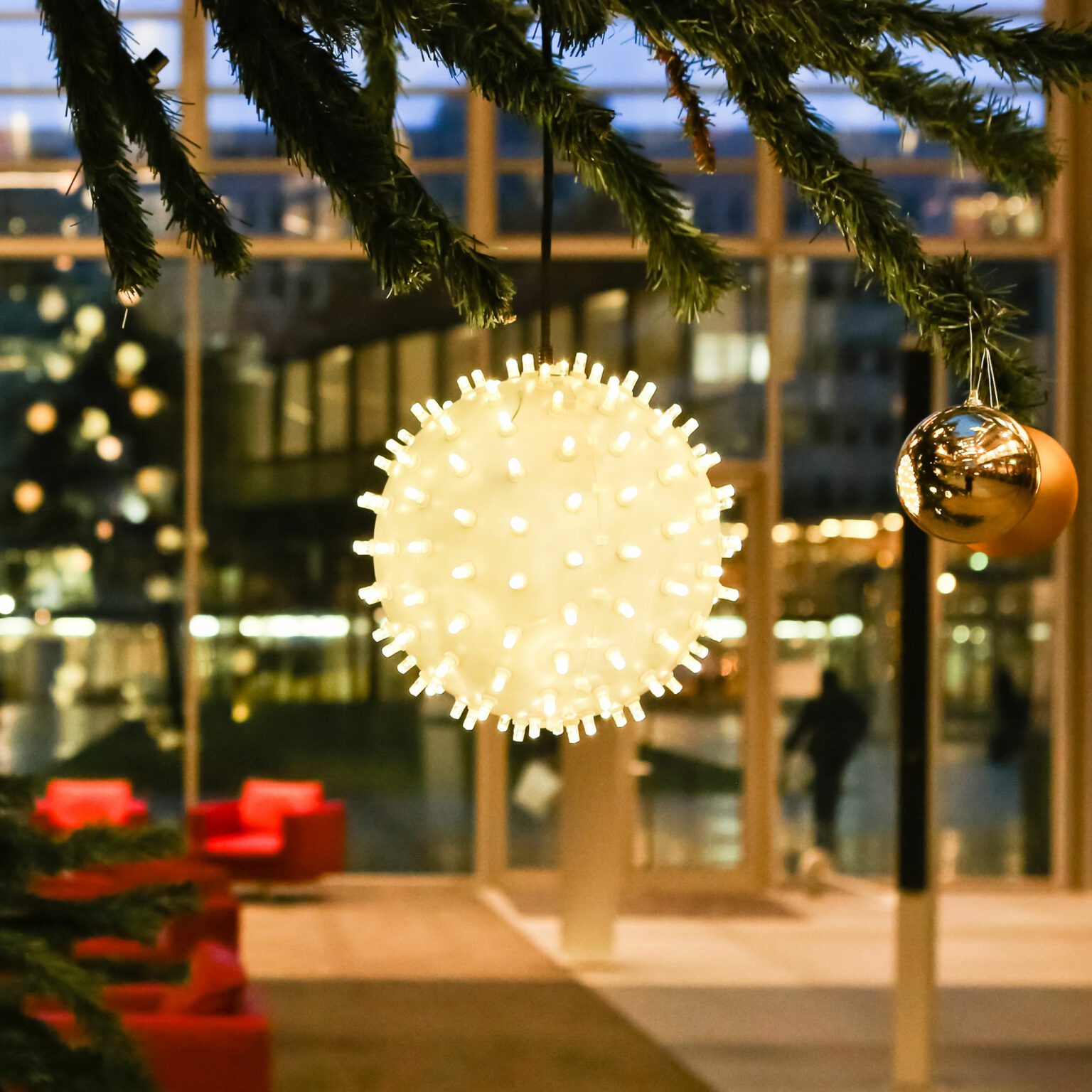 LIGHTBALL, THE ESSENTIAL ELEMENT OF YOUR DECORATION - Globall Concept